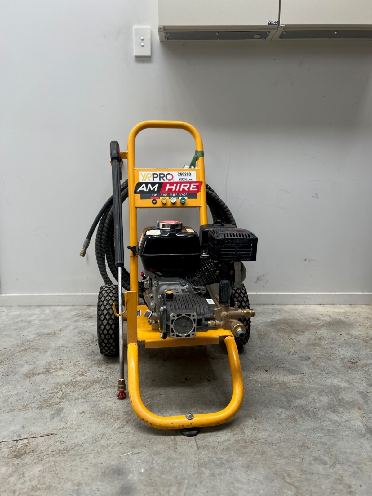 Water Blaster – Petrol 2500psi 13.5 L/min – AM HIRE